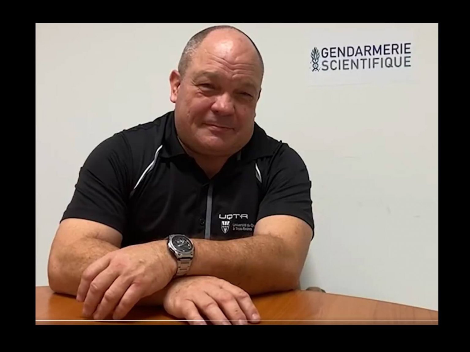 Le professeur Frank Crispino collabore à un projet vidéo de la ...