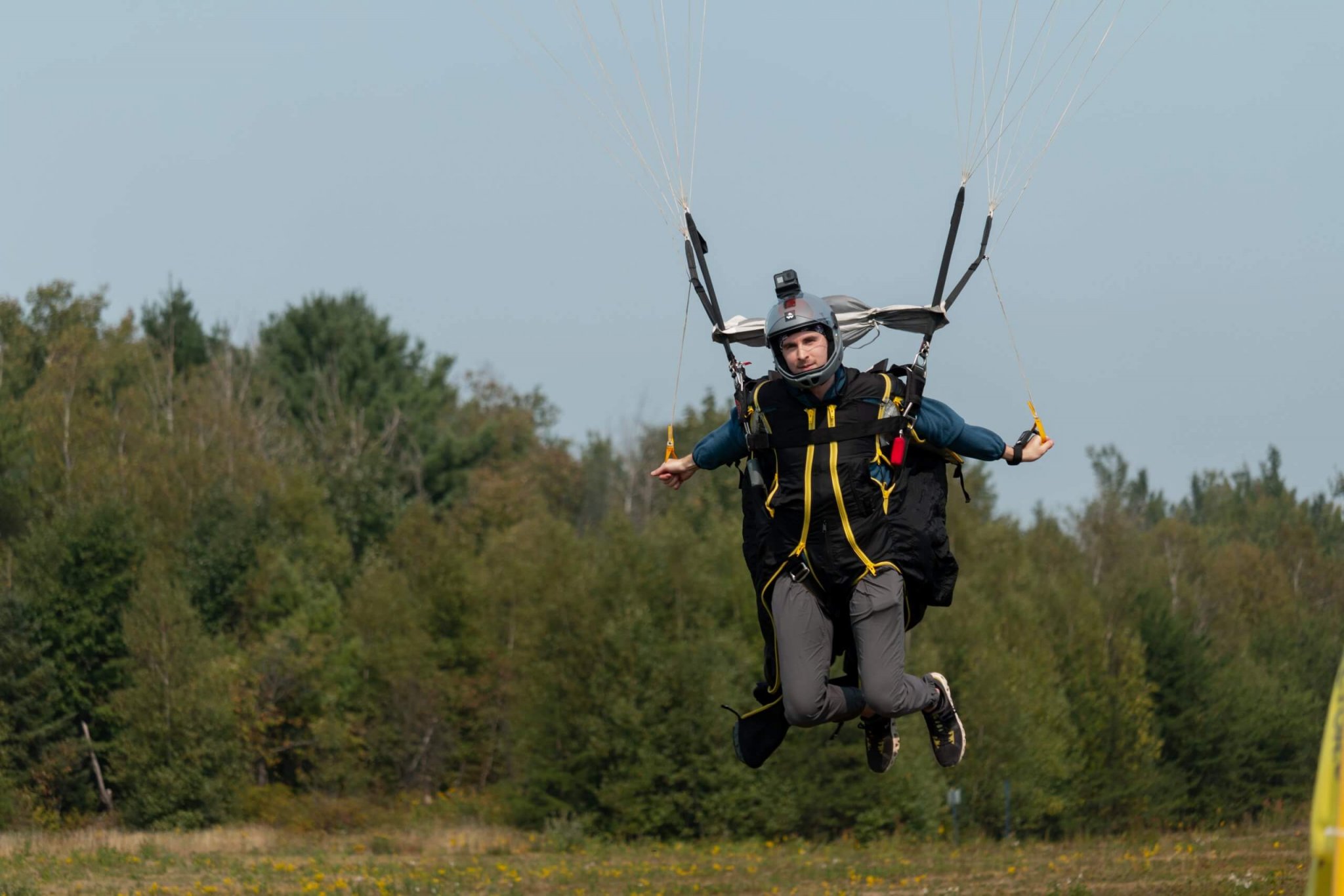 Développer un système de suivi de vol en temps réel pour le ...